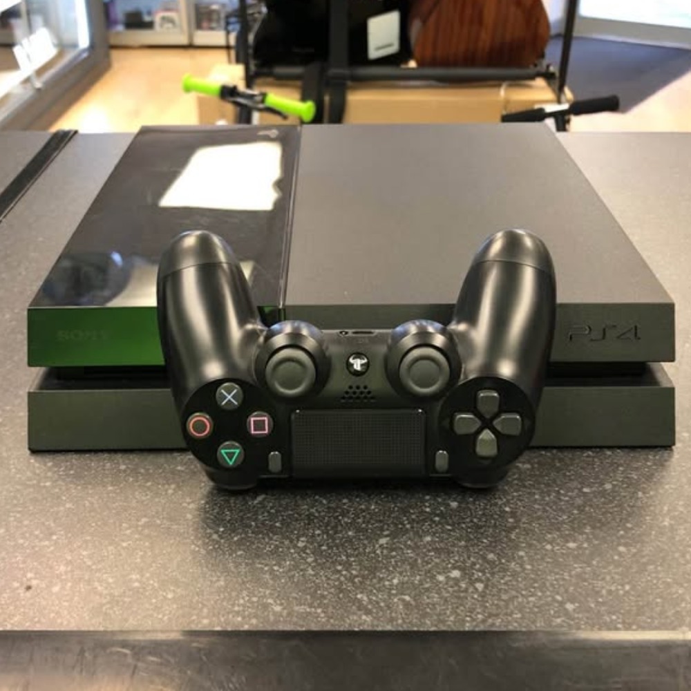 Used PS4 Chunky 500GB Inc 1 Controller - Own4Less